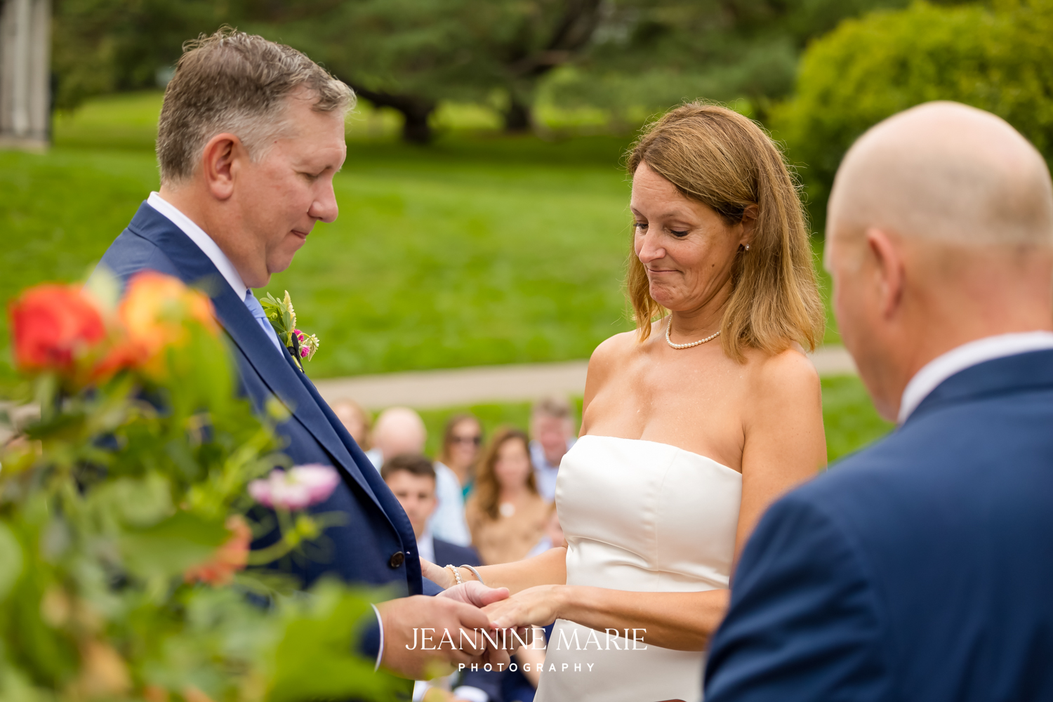 Summer Wedding at the Minnesota Landscape Arboretum - Wedding ...